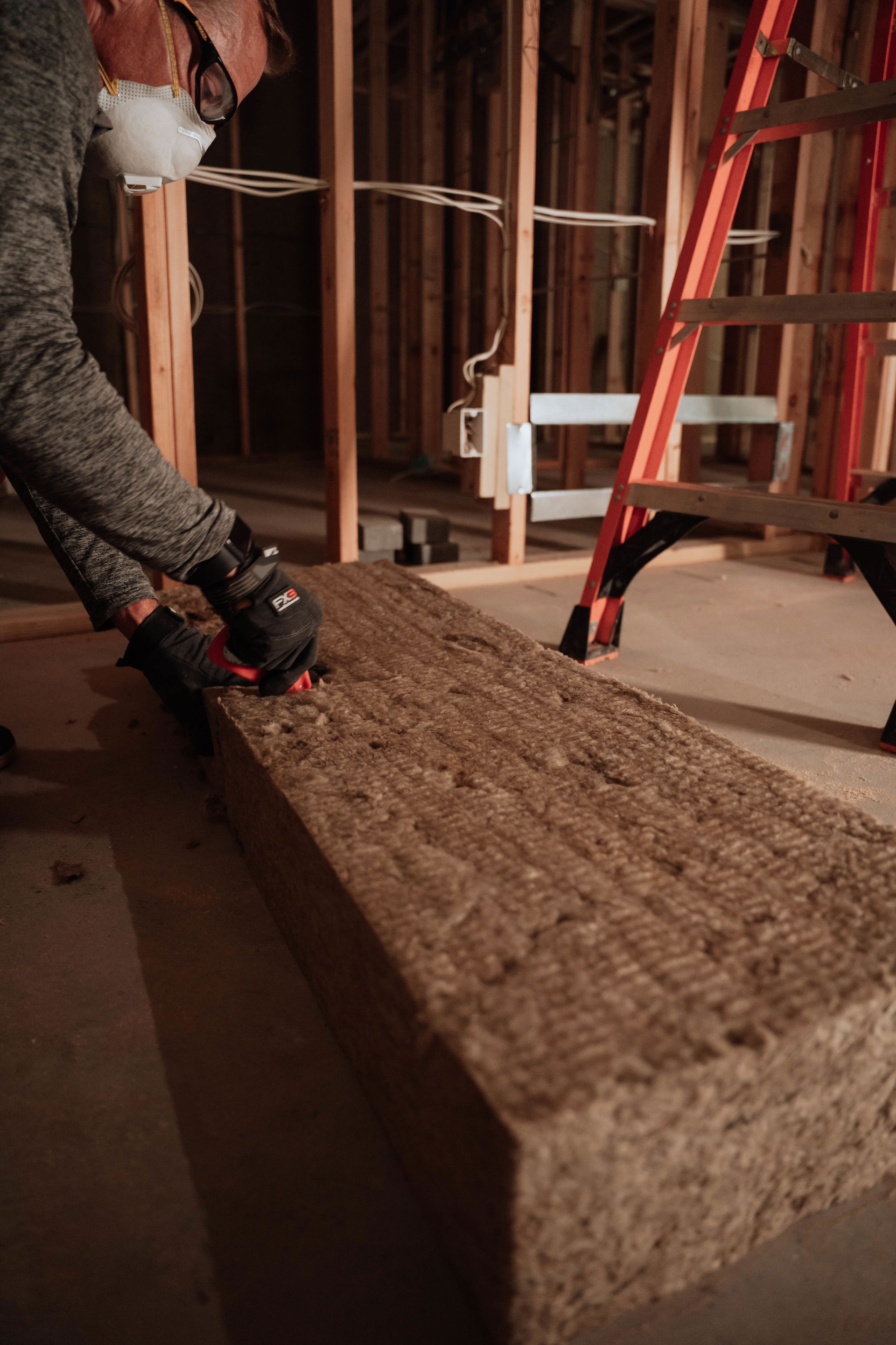 ROCKWOOL COMFORT BATT 5-1/2"X23"X47" 5-BATTS R23 37.5SF RXCB5523 ...